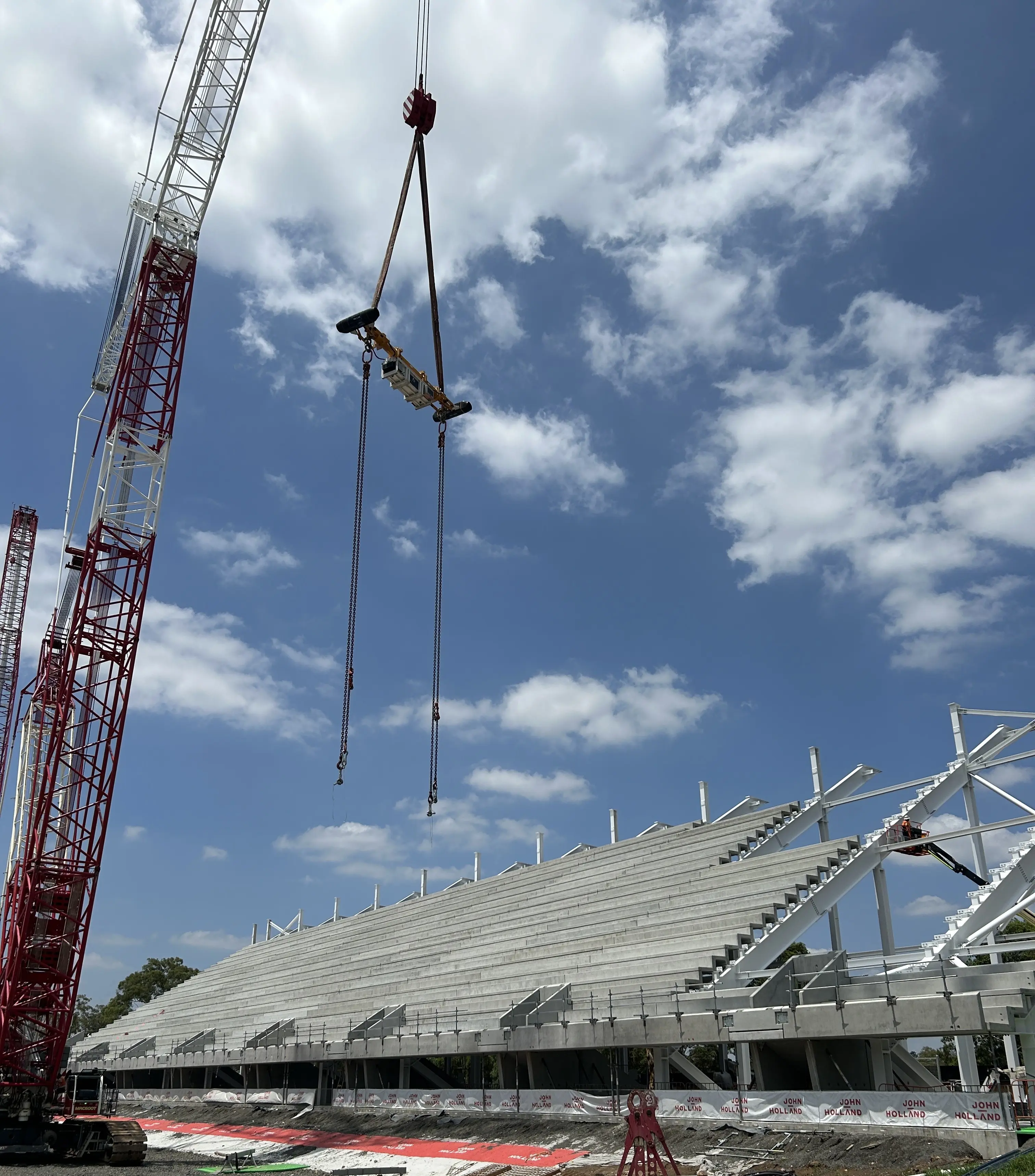 Innovative lifting technology transforming Penrith Stadium’s ...